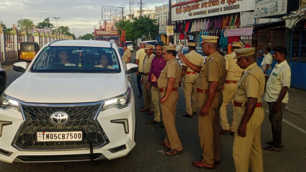 T.N. police on the lookout for MLA ‘Poovai’ Jagan Moorthy in kidnap case in Tiruvallur - The Hindu